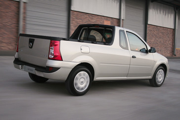 The 1400 Bakkie Successor Is Here – The New Nissan NP200