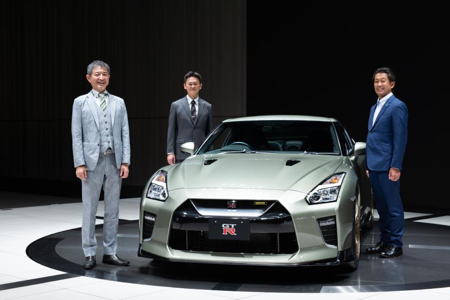 New Japan-market Nissan GT-R unveiled