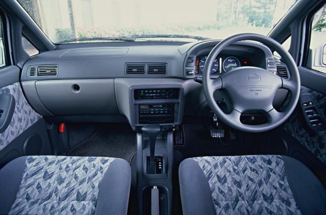 1997 Nissan Prairie Joy EV