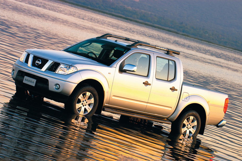 Nissan launches new double cab range