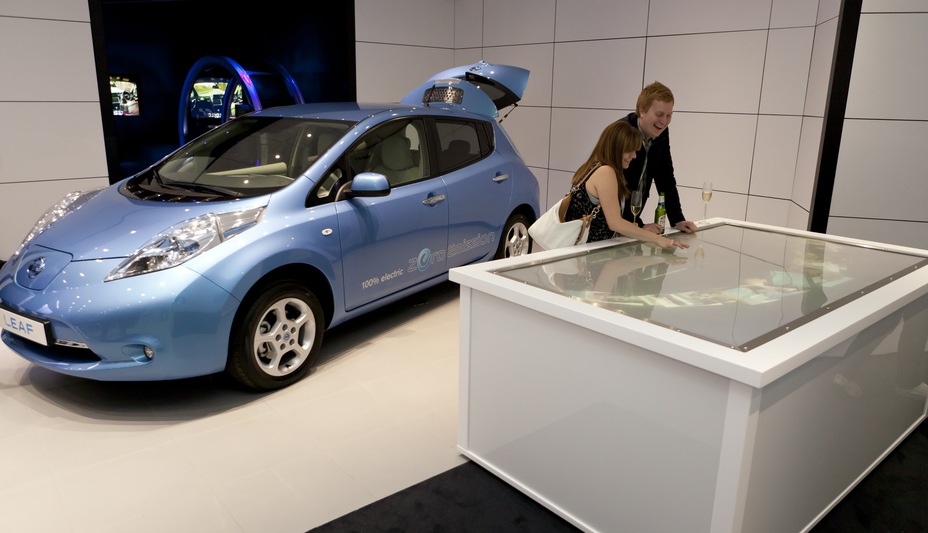 NISSAN OPENS INNOVATION STATION AT THE O2