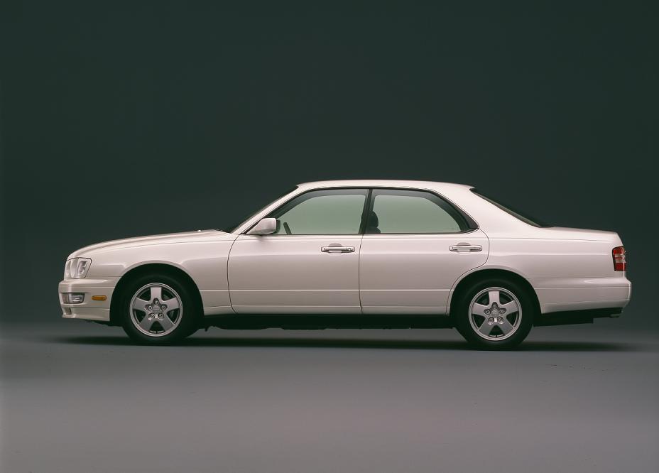 1997_06_NISSAN_GLORIA_Y33