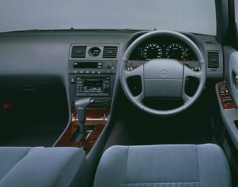 1994_09_NISSAN_LAUREL_C34