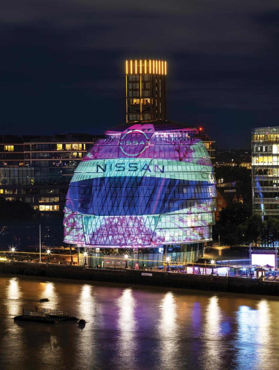 110 The Queen’s Walk Building becomes a moving race helmet
