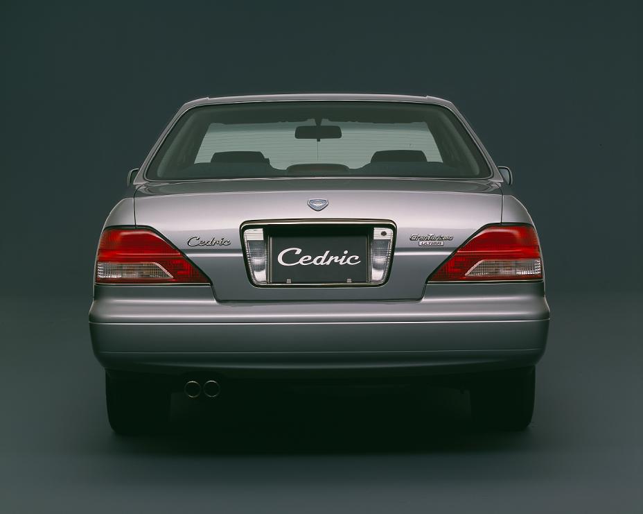 1997_06_NISSAN_CEDRIC_Y33
