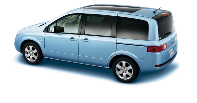 SHIFT_Nissan Unveils Six New Models for Japan