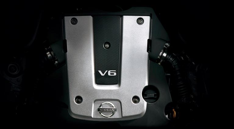 Nissan Skyline VQ25HR Engine