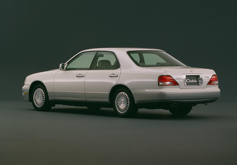 1997_06_NISSAN_CEDRIC_Y33