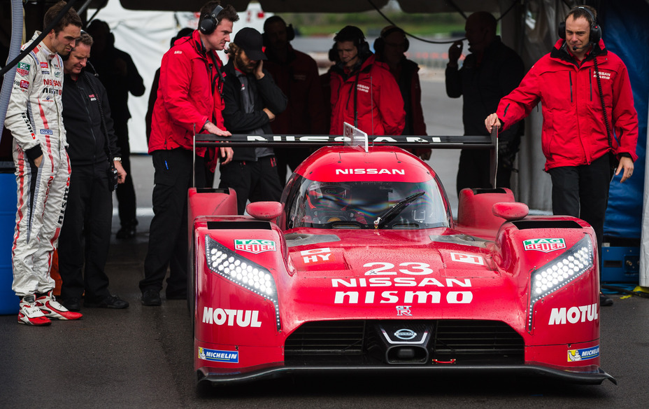 Nissan GT-R LM NISMO Press Kit: "Racing is a battle. Our weapon is ...