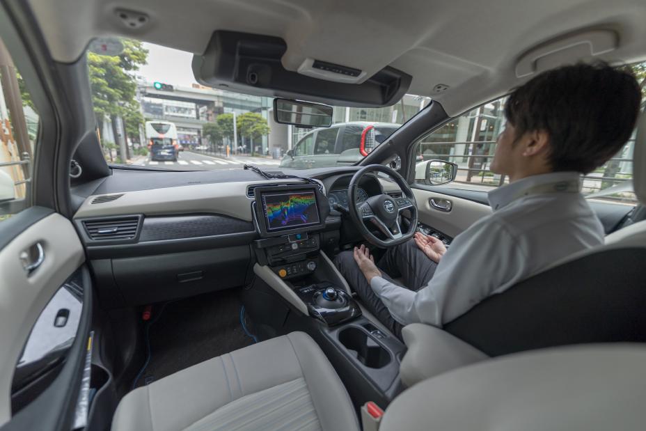 Nissan demonstrates autonomous-drive mobility services progress on ...
