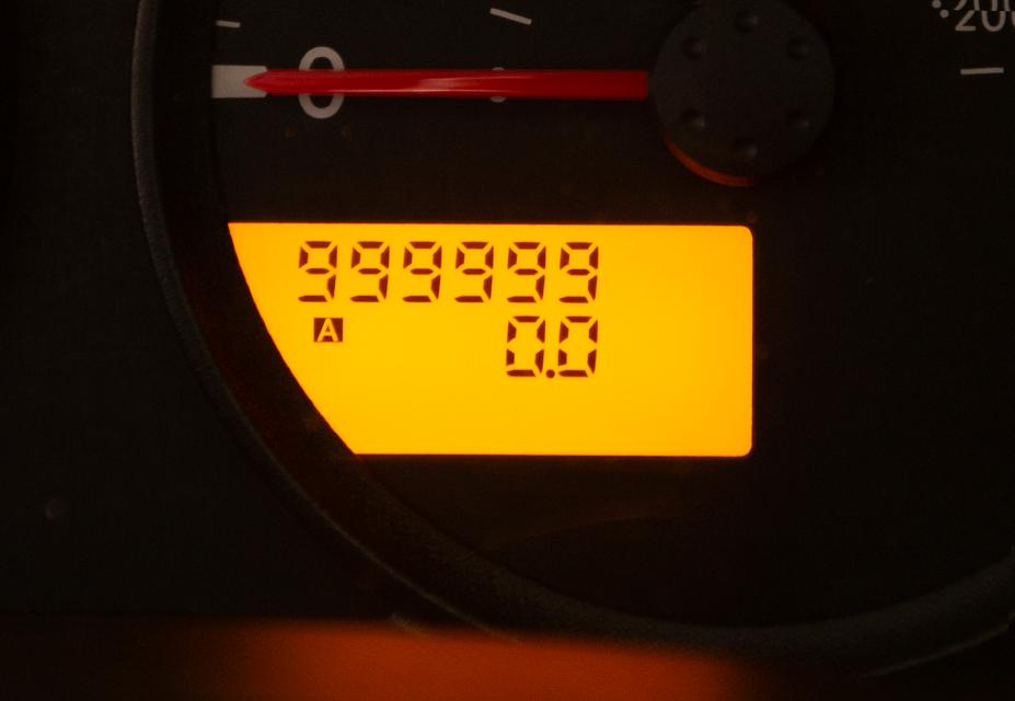 "Million-Mile" Nissan Frontier odometer