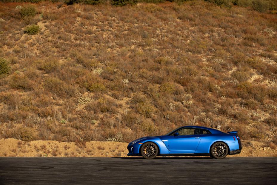 2021 Nissan GT-R Premium