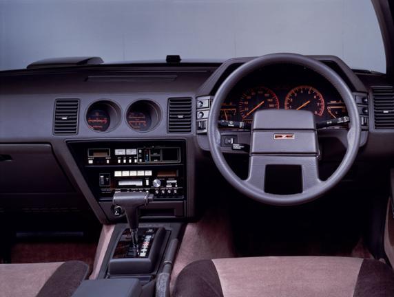 1983 Nissan Fairlady 300ZX 2-by-2 (With Option Two Tone)