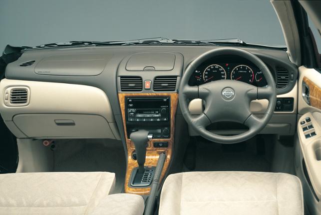 2000 Nissan Bluebird