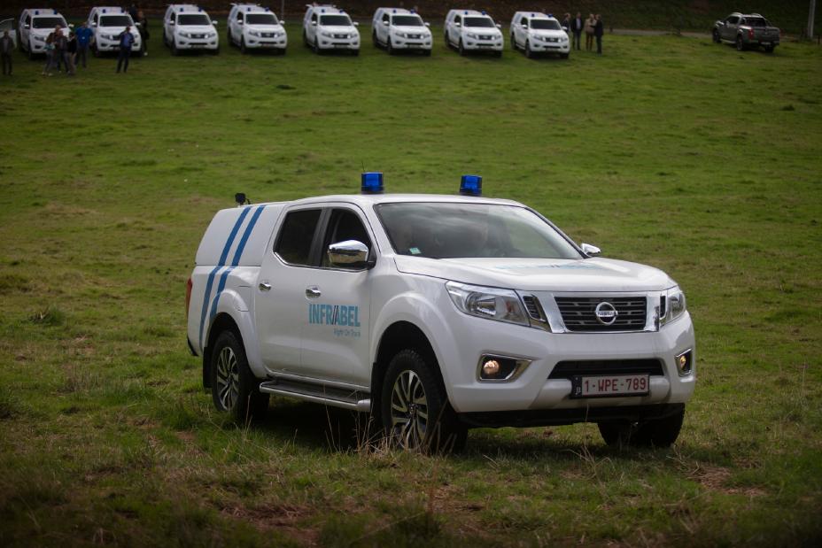 Douze Nissan Navara viennent encore étoffer la flotte d'Infrabel