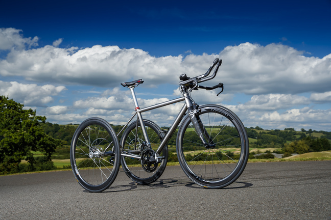 Nissan creates cutting edge titanium trike for three-time Paralympic ...