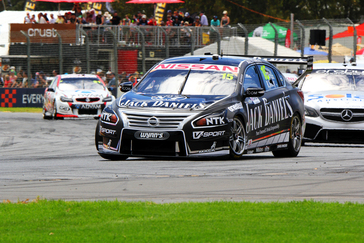 Kelly brothers survive last lap carnage to take Top 10s in Adelaide