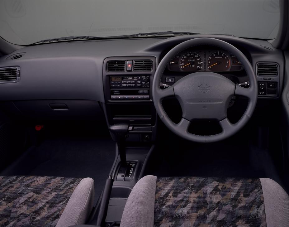 1995_09_NISSAN_PRESEA_Blackstar_R11