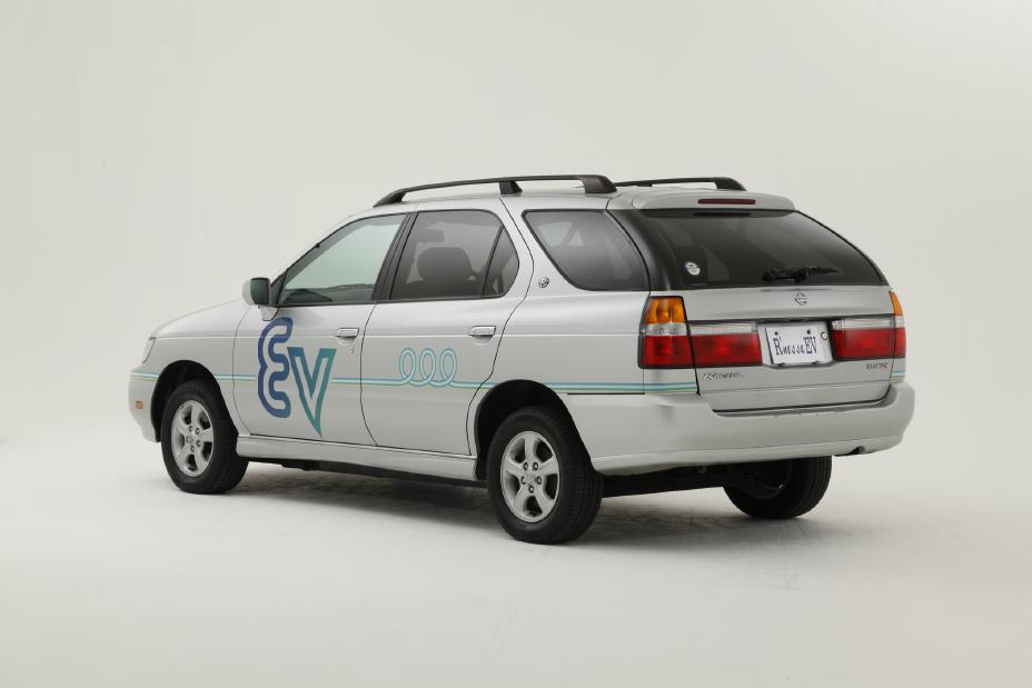 451_1998_R'nessa_EV_N30Rev.