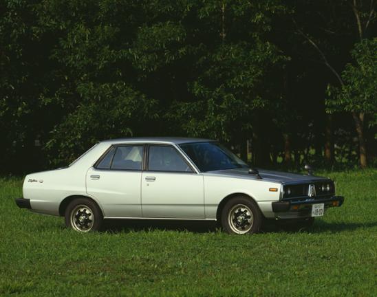 SKYLINE (C210)