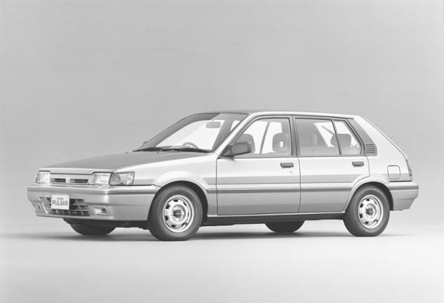 1988 Nissan Pulsar Pulsar 5-door Hatchback J1
