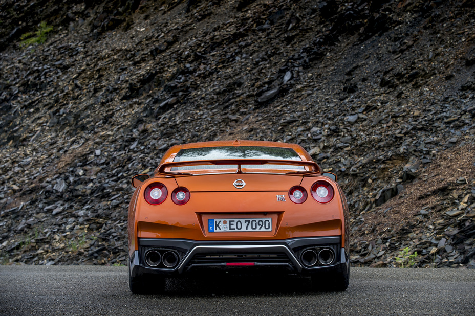 Nissan GT-R 2017