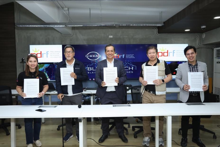 Nissan and PDRF Officials during the MOA Signing Ceremony