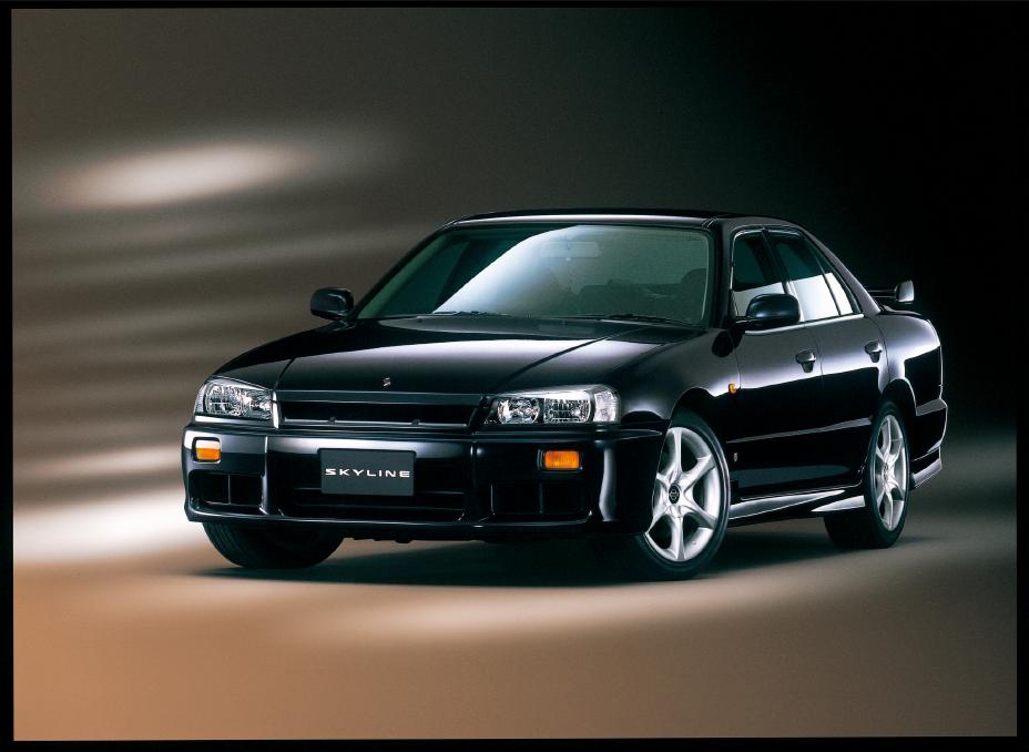 スカイラインの特別仕様車「25GT FOUR L selection」を発売 併せて一部車種に「ヘリカルLSD」を標準装備