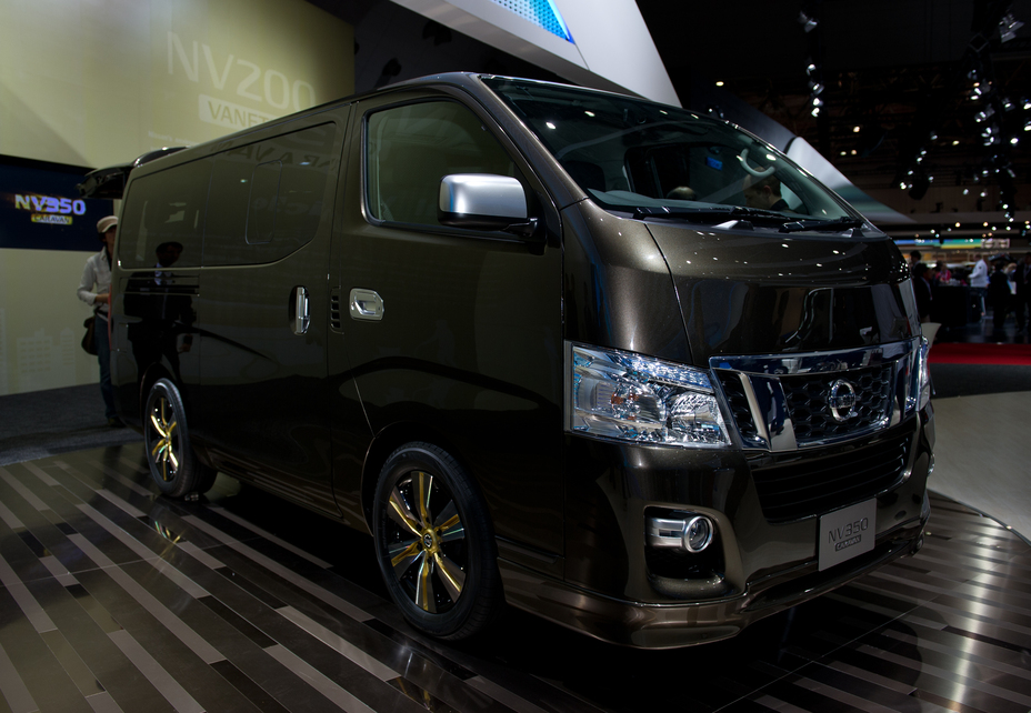 NV350 - Next-generation concept redefines the light commercial van ...