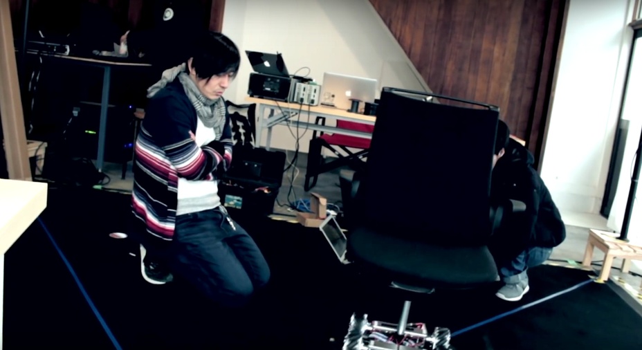 Nissan "Intelligent Parking Chair"