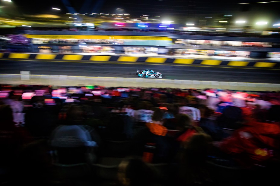 Top 10 for Kelly as Supercars light up the night in Sydney