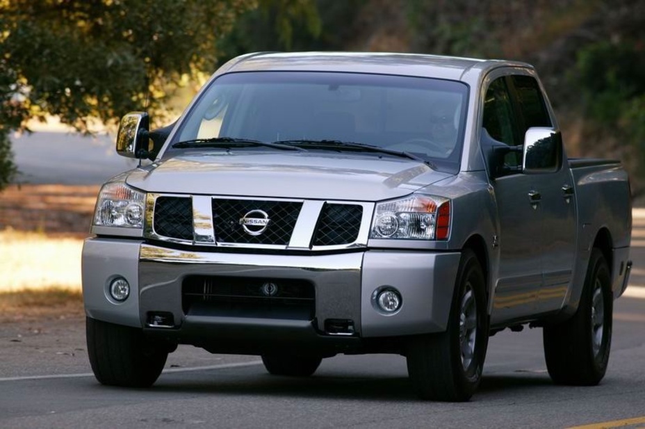 2006 Nissan Titan King and Crew Cab Press Kit