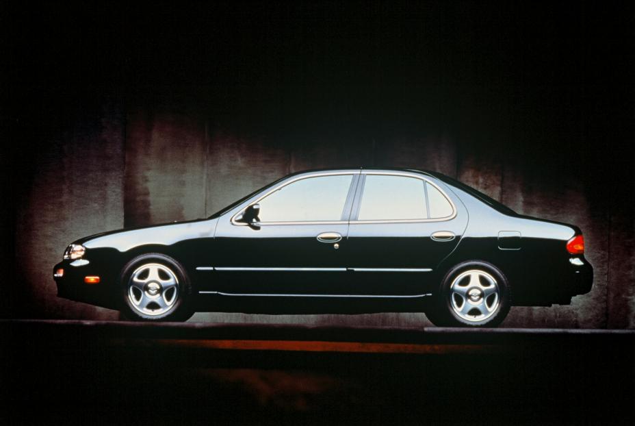 1993_NISSAN_ALTIMA_U13_US