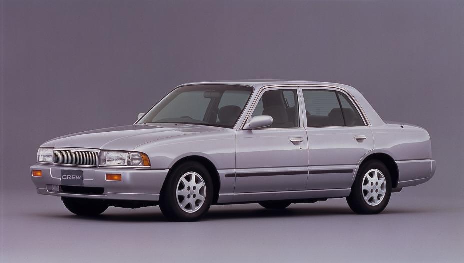 1995_02_NISSAN_CREW_LX_Saloon_G_K30