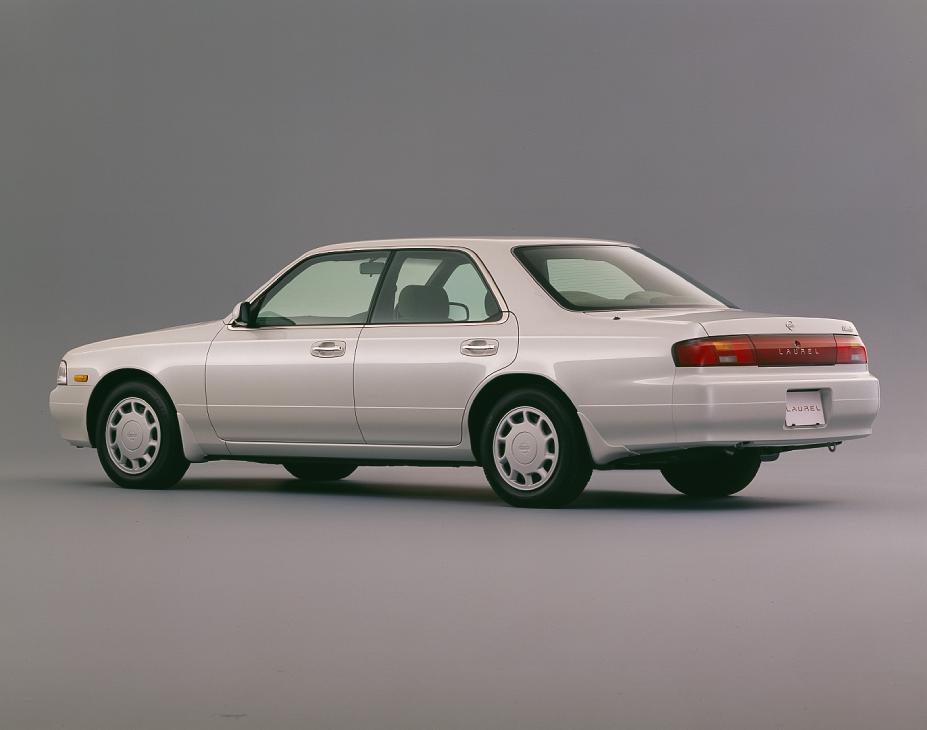 1996_05_NISSAN_LAUREL_C34