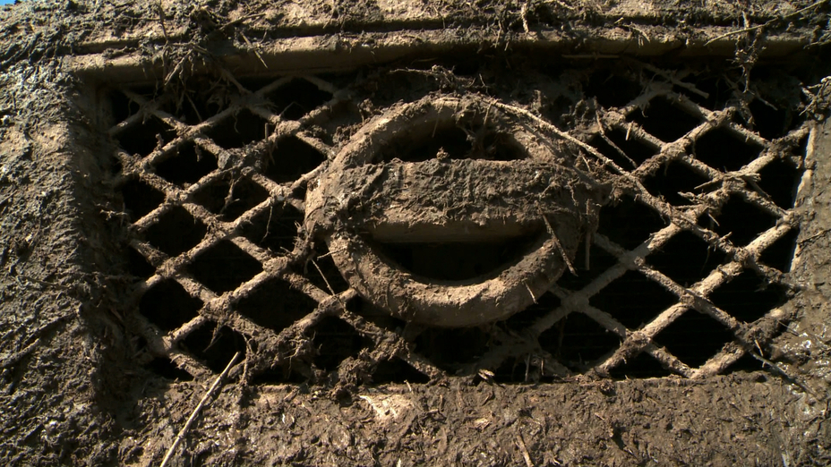 Gumbo Mud in Southeast Texas No Contest for Nissan PRO4X Series