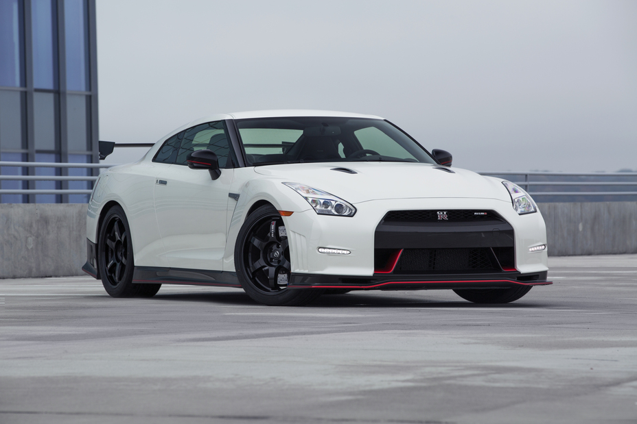 2015 Nissan GT-R NISMO