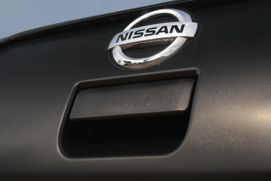 Nissan NP300 Hardbody Upgrade - NP300 2.4L Hi-Rider D/Cab.