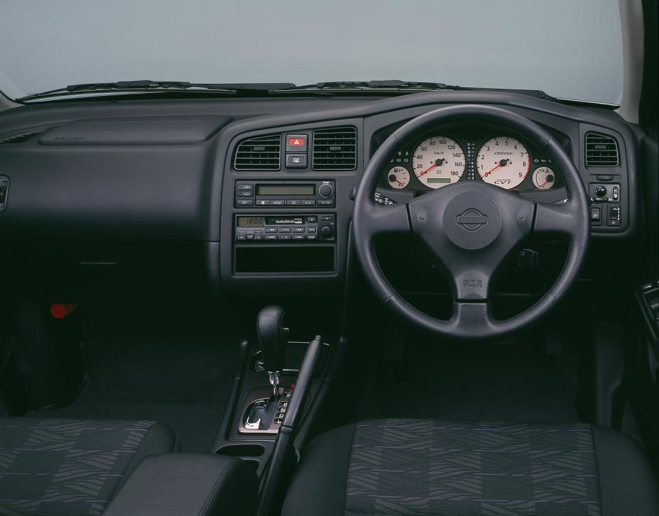 1998_09_NISSAN_PRIMERA_P11