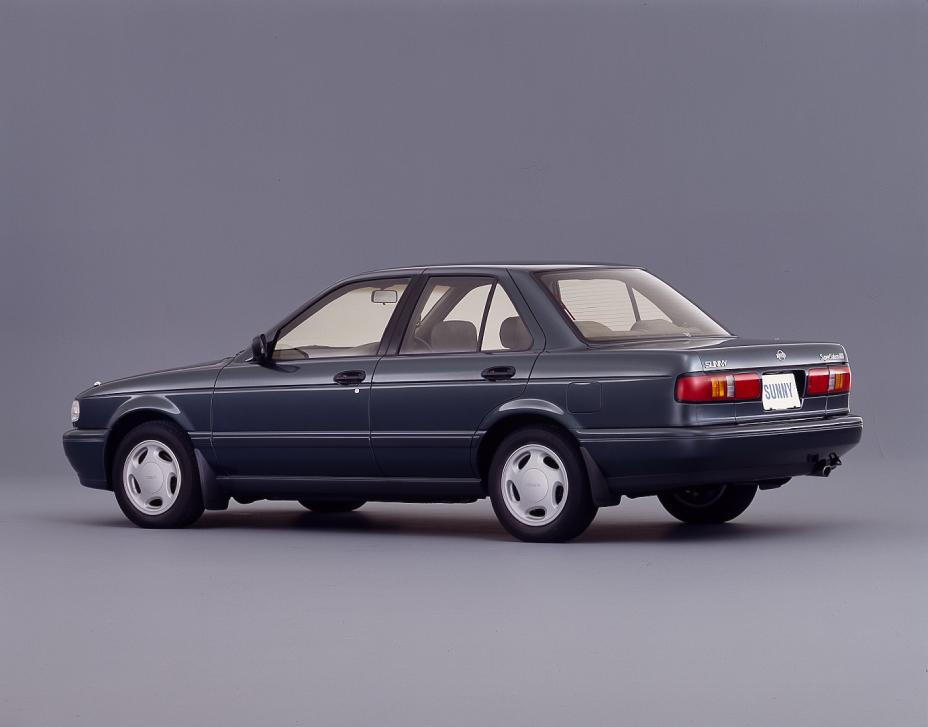 1992_01_NISSAN_SUNNY_B13_aka_SENTRA