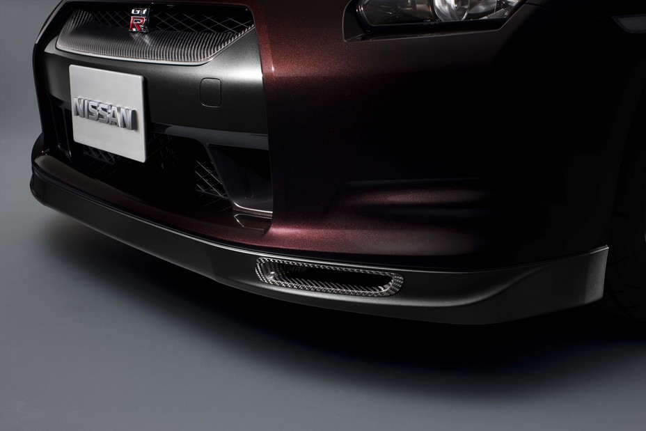 NISSAN ANUNCIA SU NUEVO MODELO GT-R SpecV