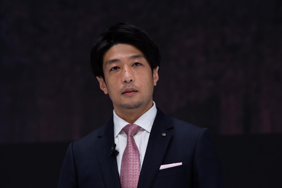 Nissan unveils all-new, all-electric minivehicle in Japan