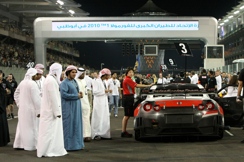 FIRST ROUND OF THE FIA GT1 WORLD CHAMPIONSHIP COMPLETE