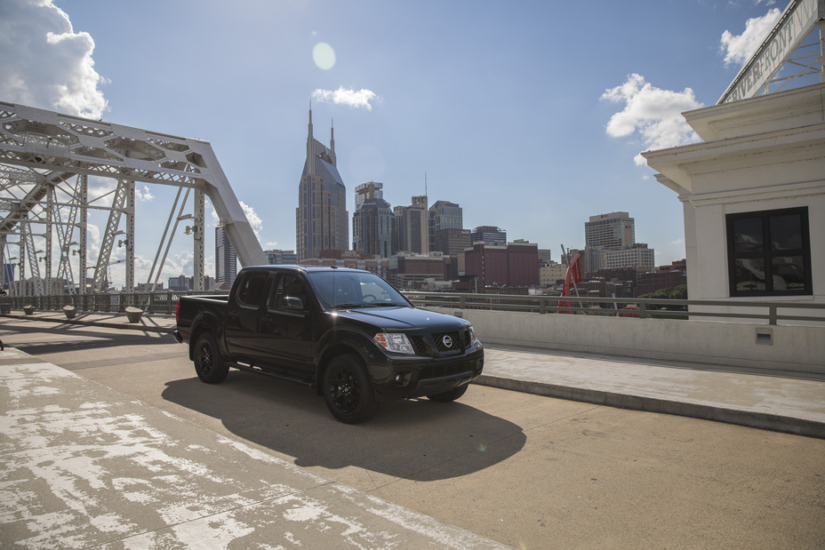 Nissan adds new TITAN and Frontier Midnight Edition models