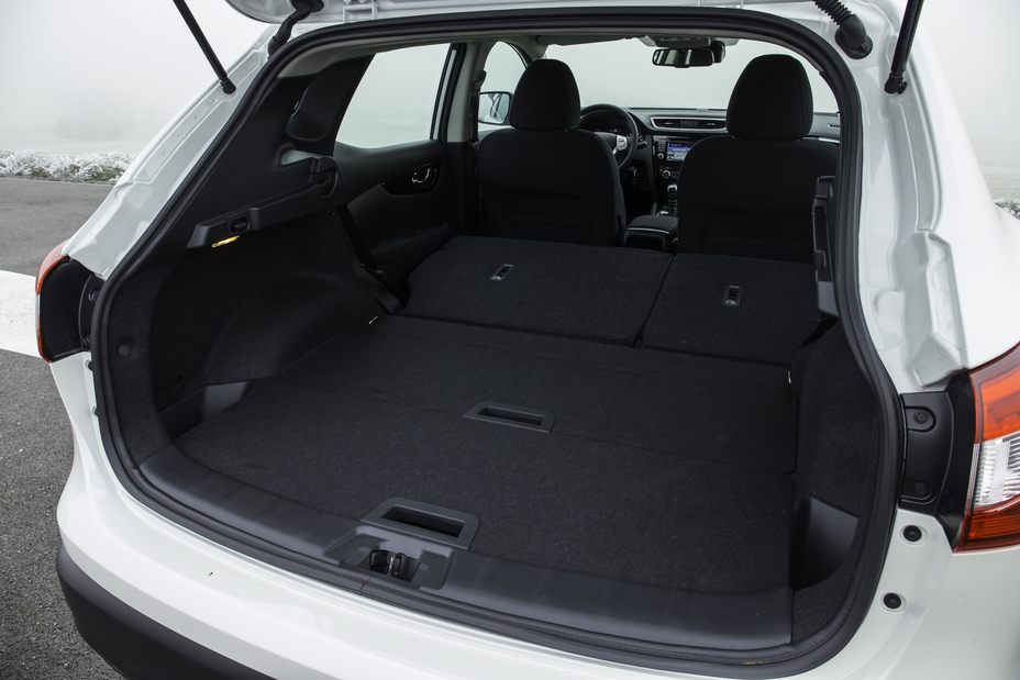 New Nissan Qashqai - boot combinasion