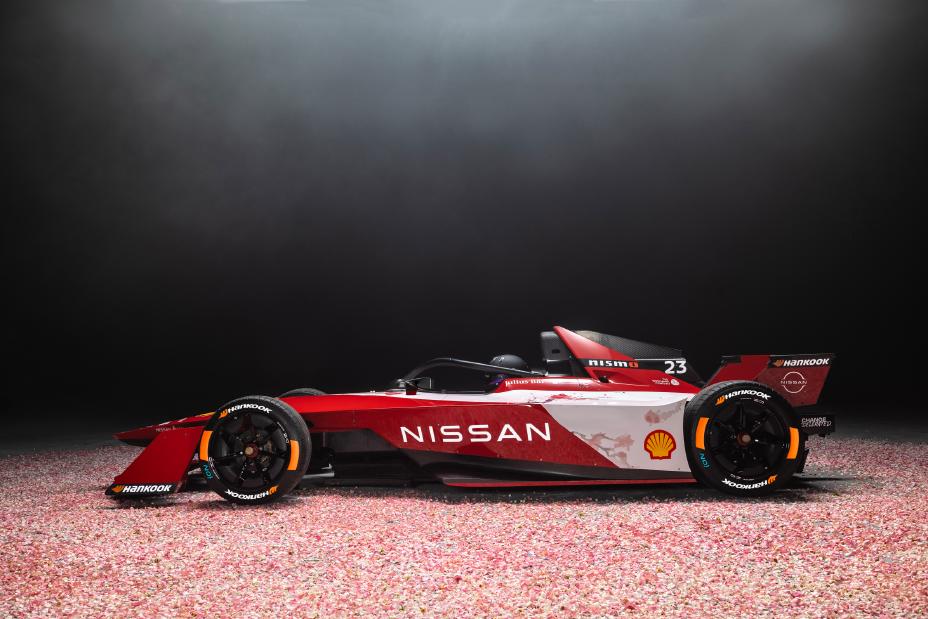 Nissan Formula E Team onthult Sakura-kleurenschema voor nieuwe e-4FORCE ...