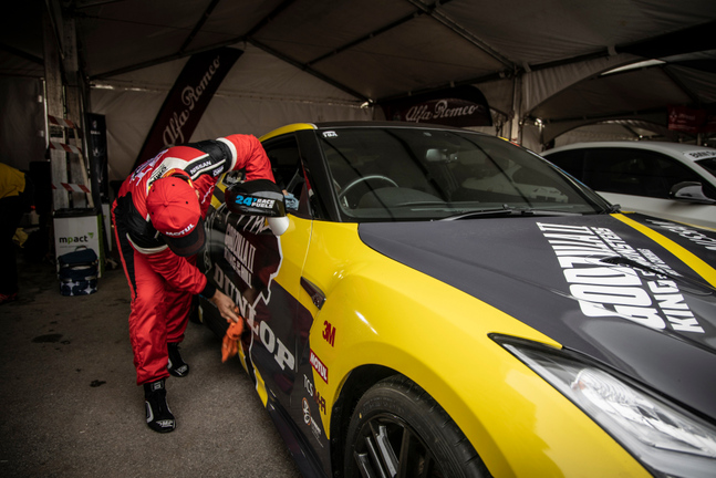 Reghard Roets won the Production and Supercar class