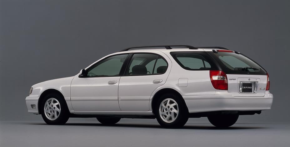 1997_06_NISSAN_CEFIRO_WAGON_WA32