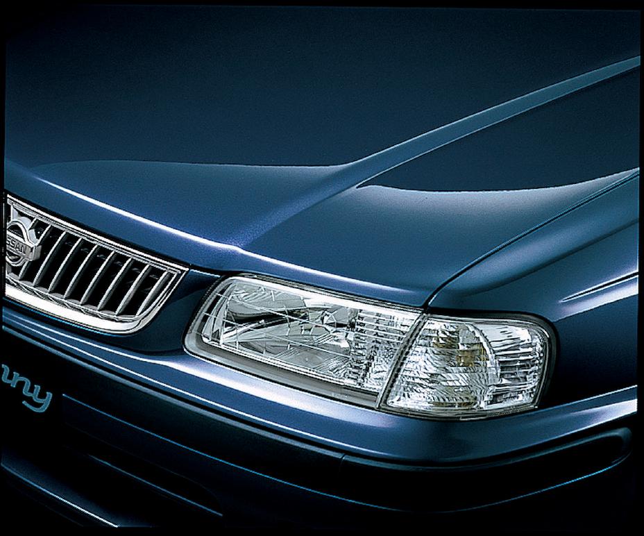 サニーの特別仕様車「1500スーパーサルーン NAVIエディション」、「1500EXサルーン スプレンド」を発売