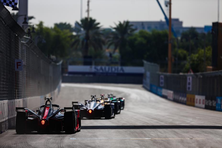 Strong pace potential for Nissan e.dams in opening Formula E rounds